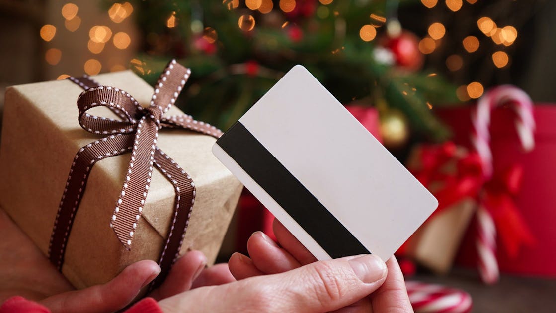 クリスマスプレゼントで彼氏が喜ぶギフトカード17選。男性に人気の電子ギフトとは 最高のクリスマスプレゼント2024